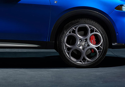 Alfa Romeo Tonale Reservation - Trim Customization